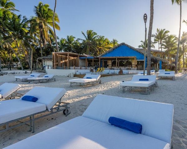 All-Inclusive Caribbean resort | Tropical Deluxe Princess Beach